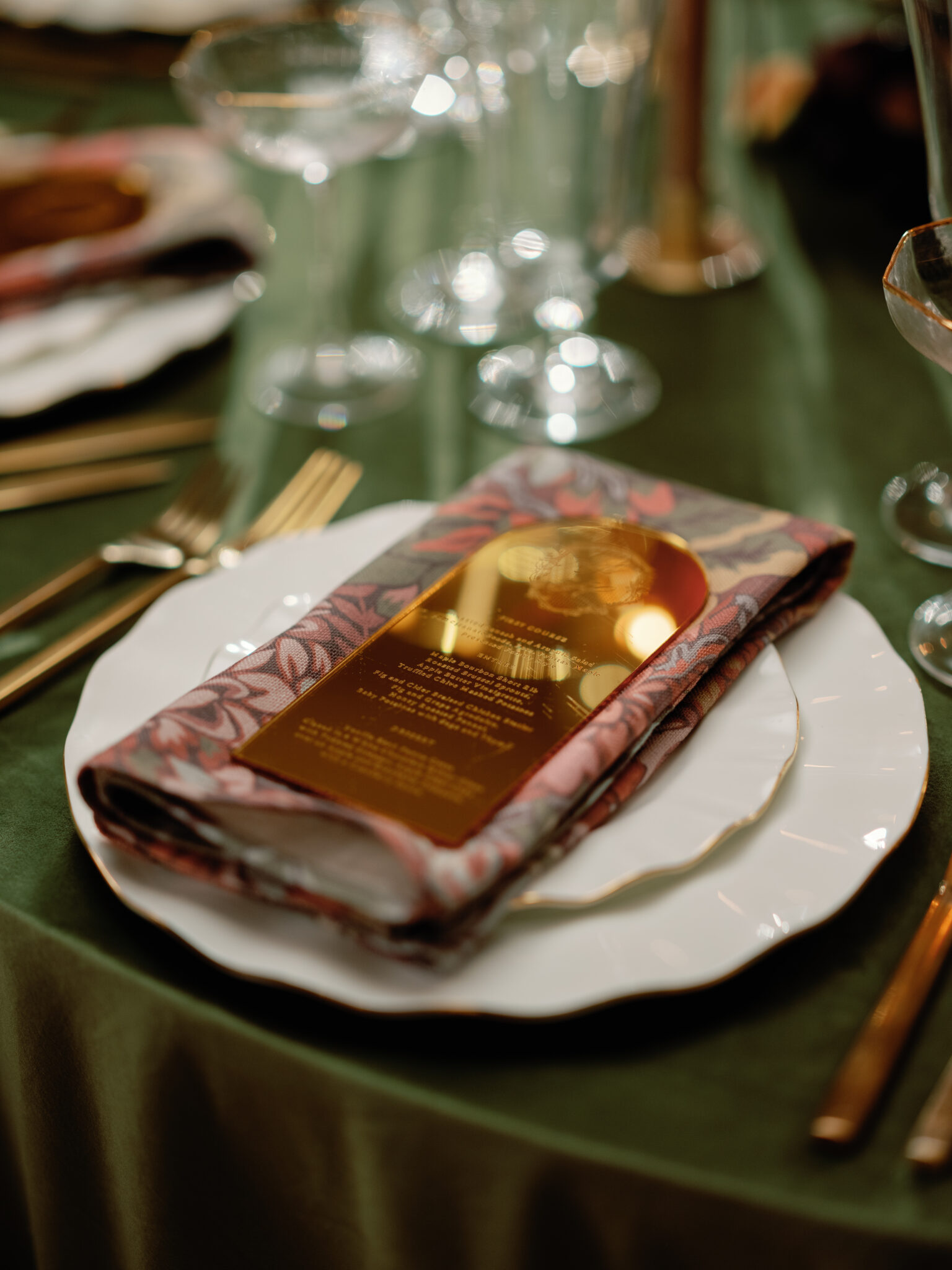 Venue Feature: Glen Manor House | Portsmouth, Rhode Island | somethingborrowedeventdecor.com