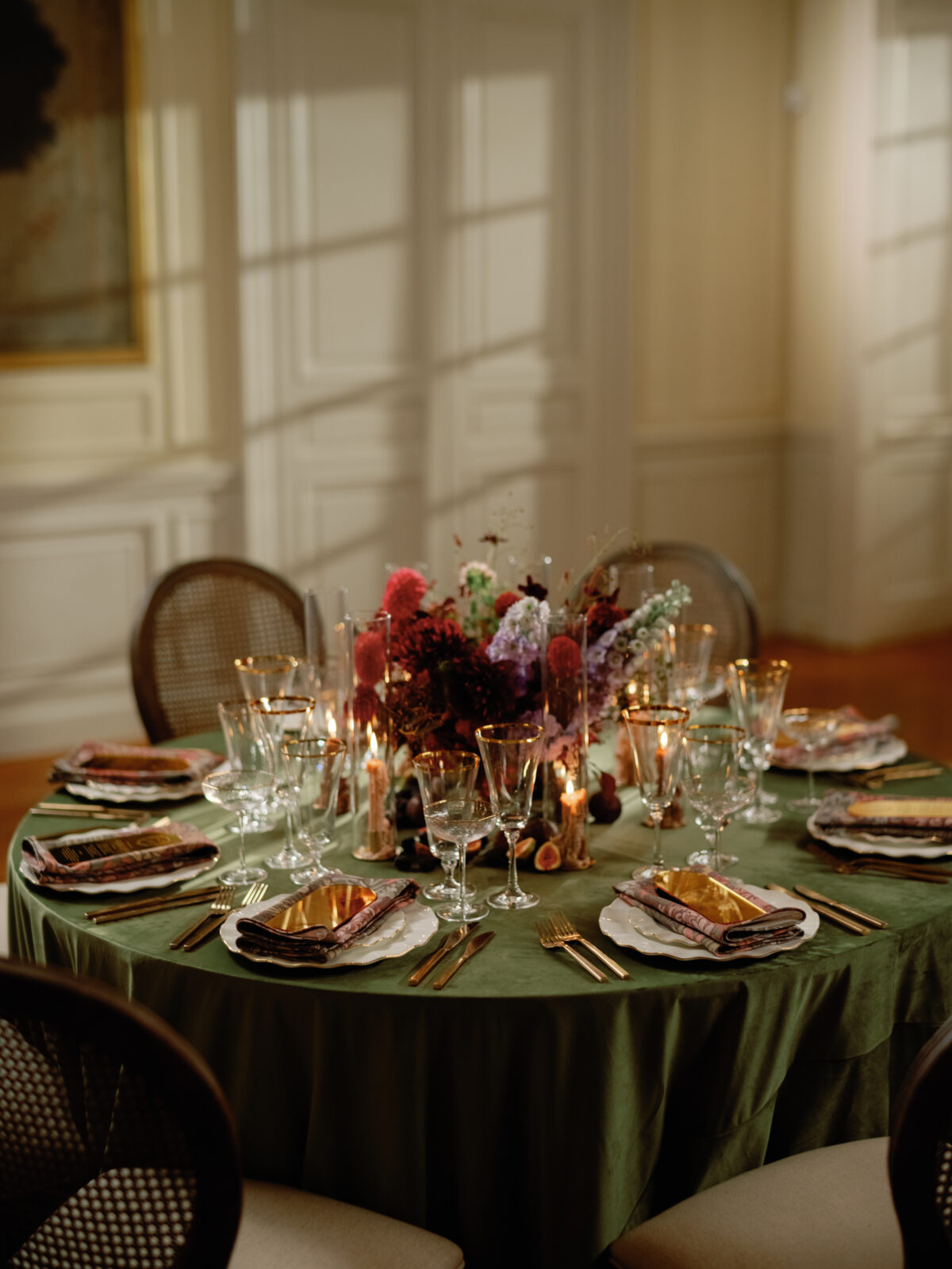 Venue Feature: Glen Manor House | Portsmouth, Rhode Island | somethingborrowedeventdecor.com