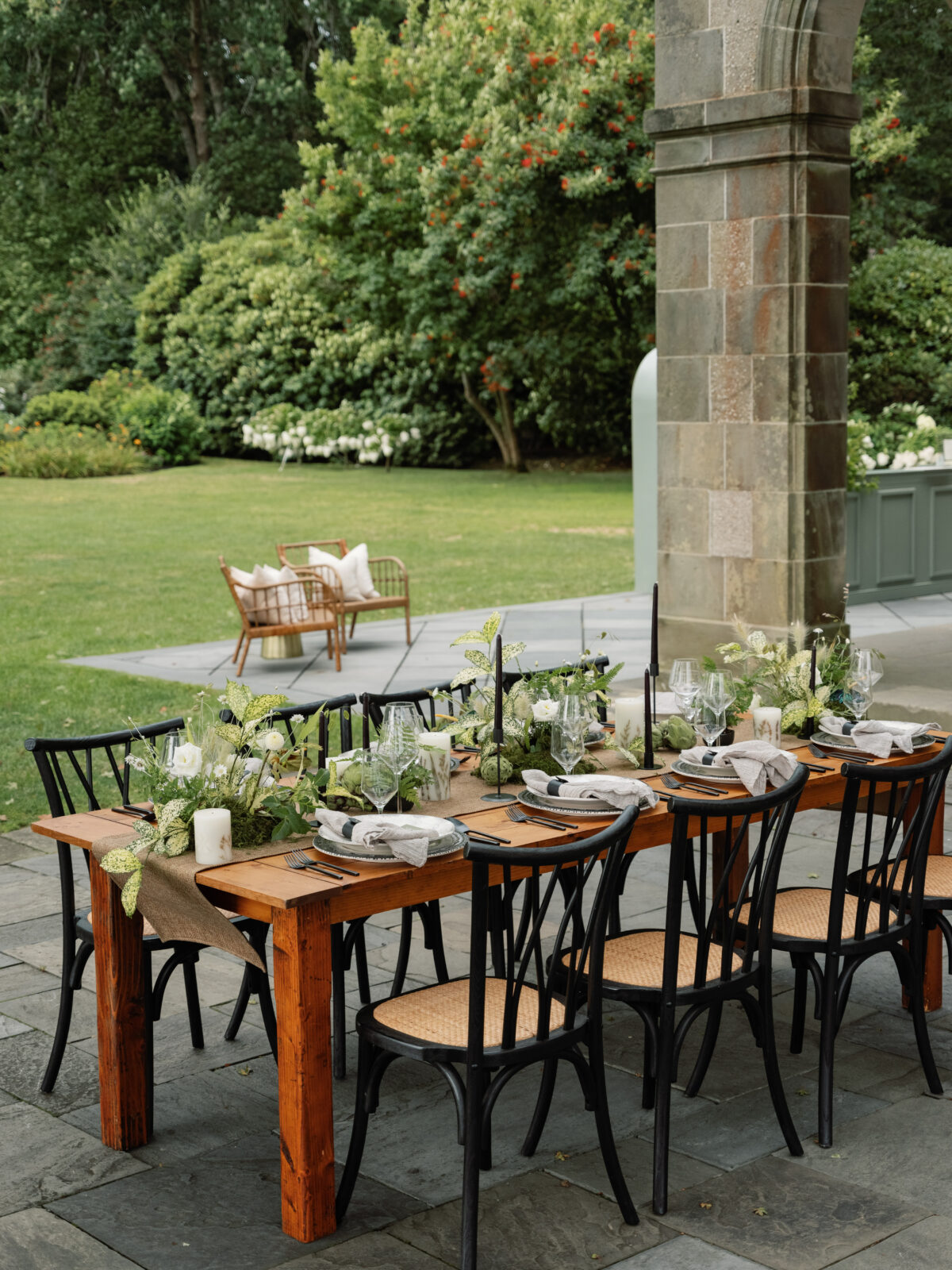 Venue Feature: Glen Manor House | Portsmouth, Rhode Island | somethingborrowedeventdecor.com